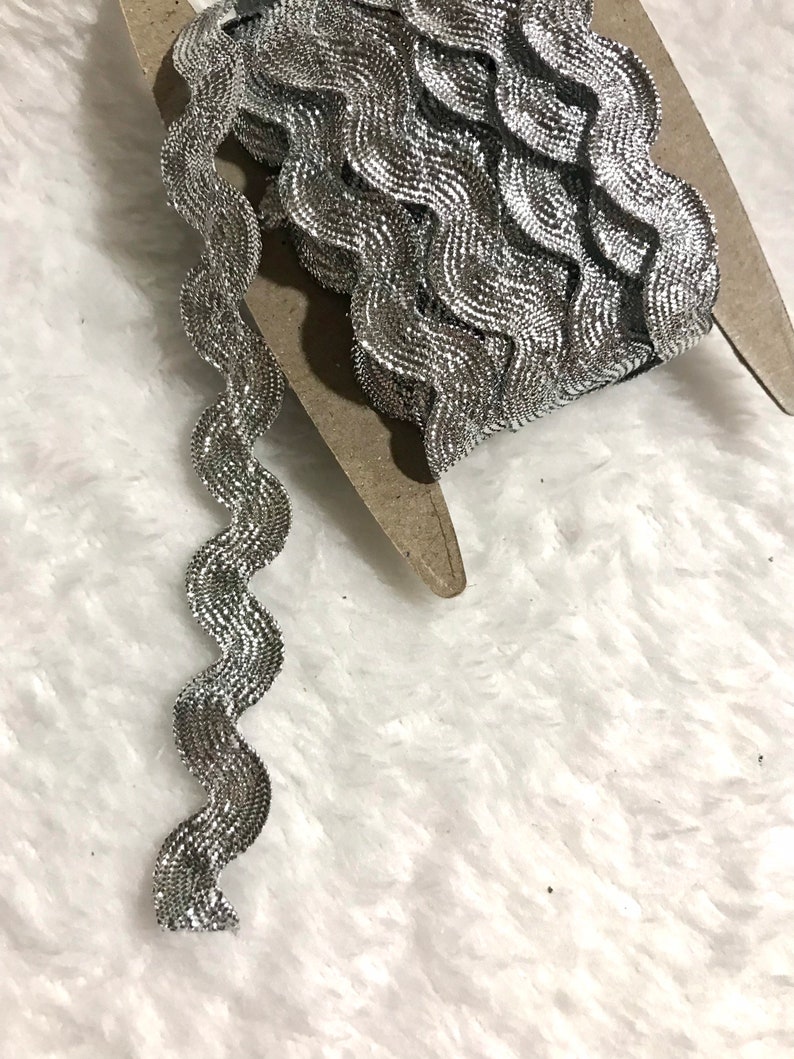 5 Yards of 1/2 Inch Wide Silver Metallic Ric Rac Trim | Etsy