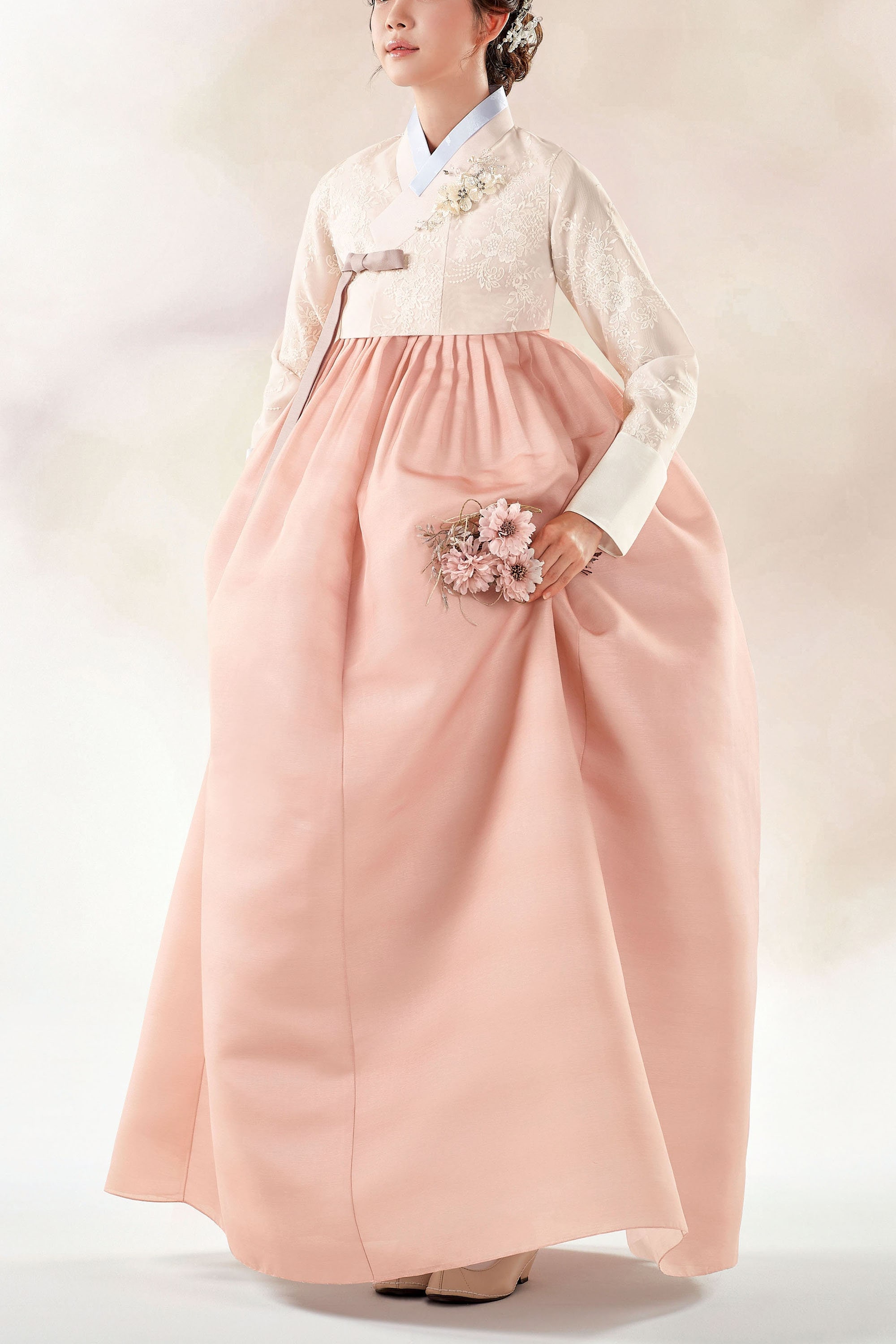 Hanbok women store