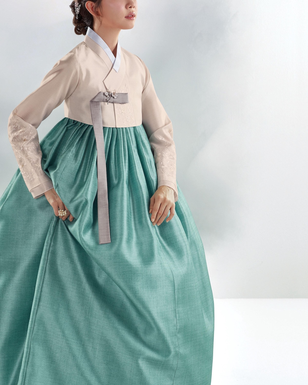 Custom Hanbok, Woman Hanbok, Korean Traditional Costume, Korean Hanbok ...