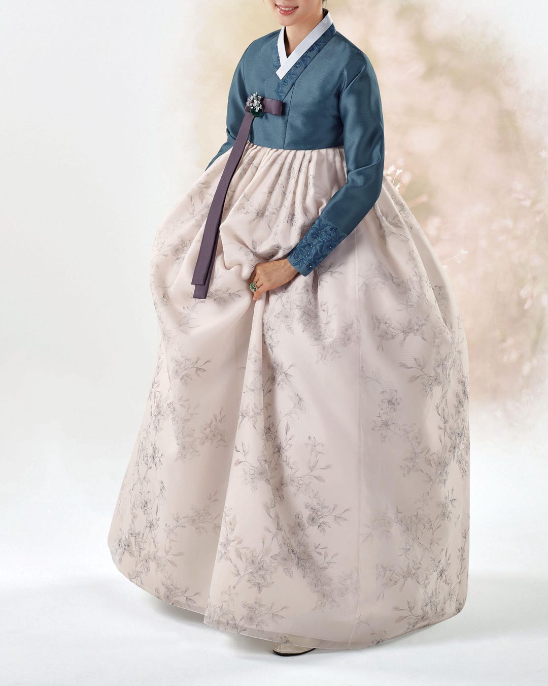 Custom Hanbok, Woman Hanbok, Korean Traditional Costume, Korean Hanbok ...