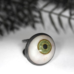 Green Prosthetic Eye Ring - Esoteric Sterling Silver Eyeball Ring With ...