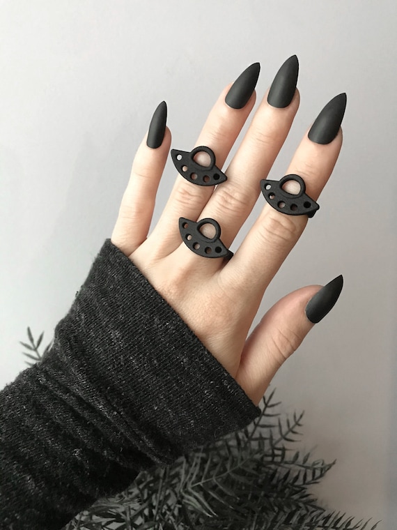 Matte Black UFO Ring Black Midi Ring Alien Jewelry | Etsy