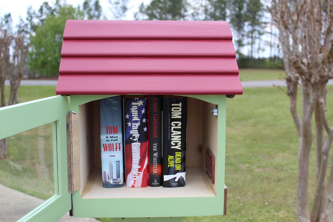 Reclaimed Wood Book Exchange, Painted Neighborhood Library, Post Mount ...
