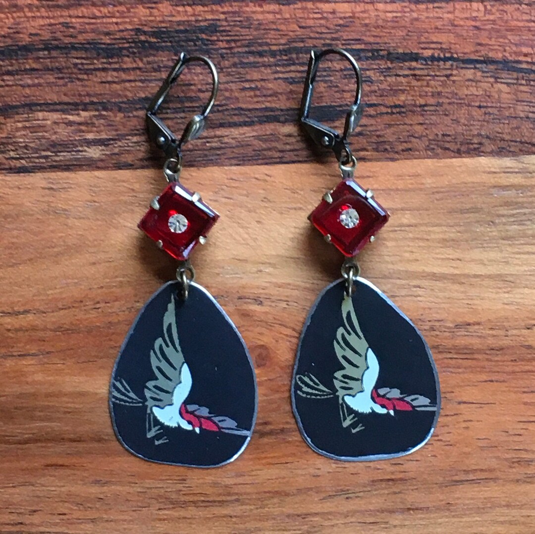 Vintage Metallic Silver Bird in Flight Tin With Red Rhinestone and ...