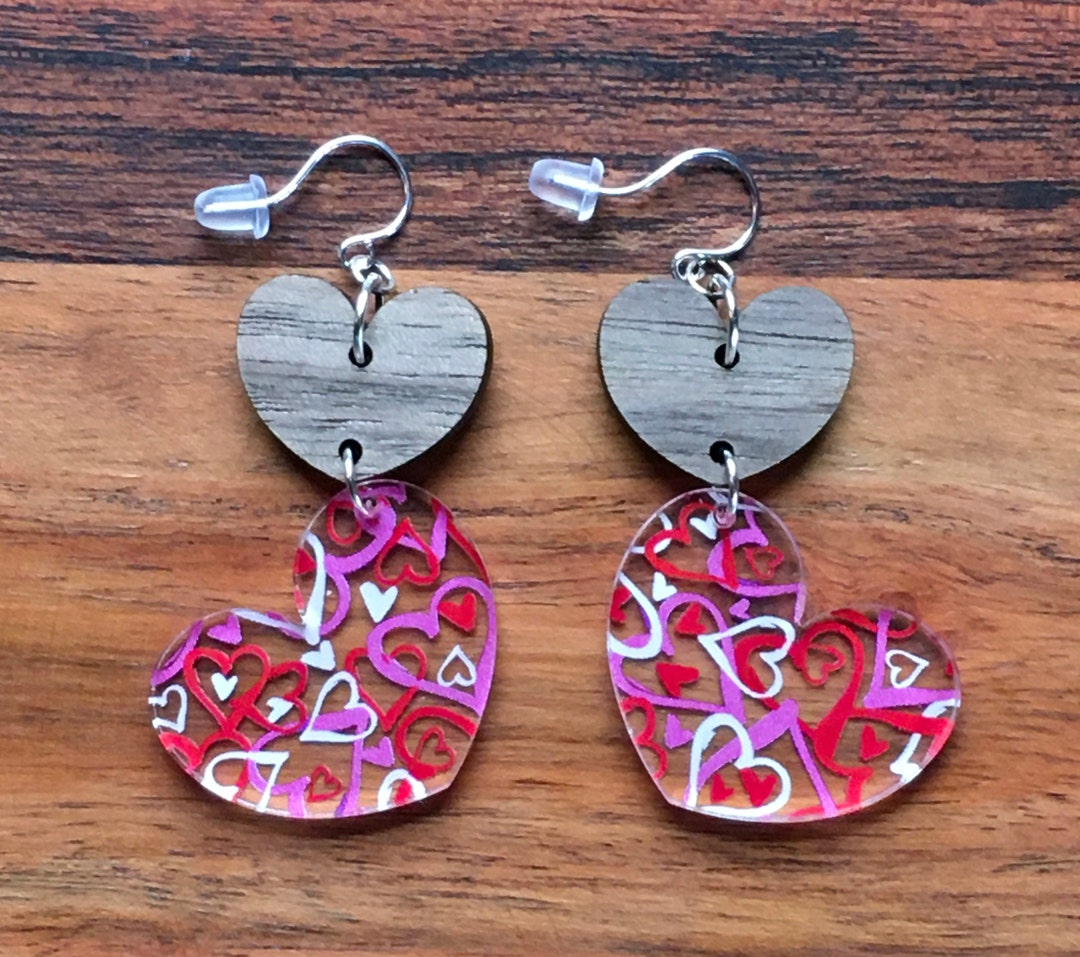 Walnut Wood Heart Connector With Red , Pink and White Hearts Patterned ...