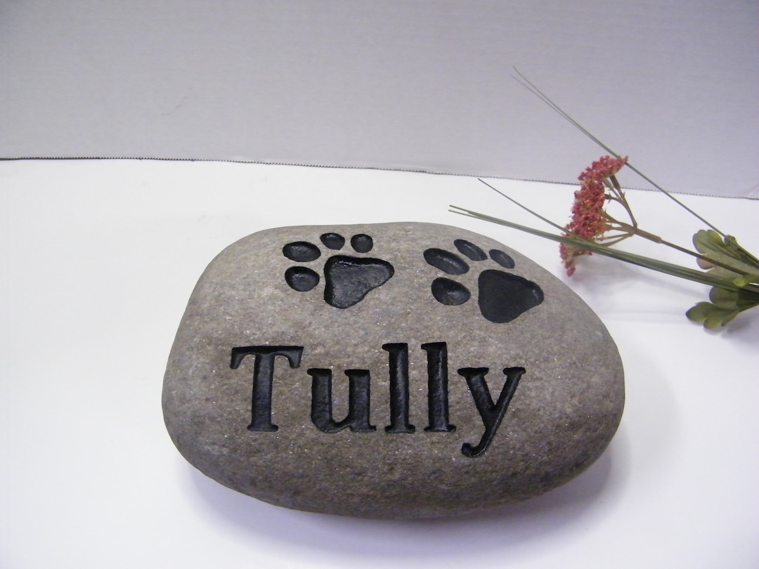 Personalized Pet Memorial Stone: Engraved River Rock Marker - Etsy