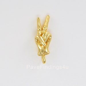 Peace Hand Sign Charm Pendant, 24K Gold Peace Hand Sign, Peace Sign ...