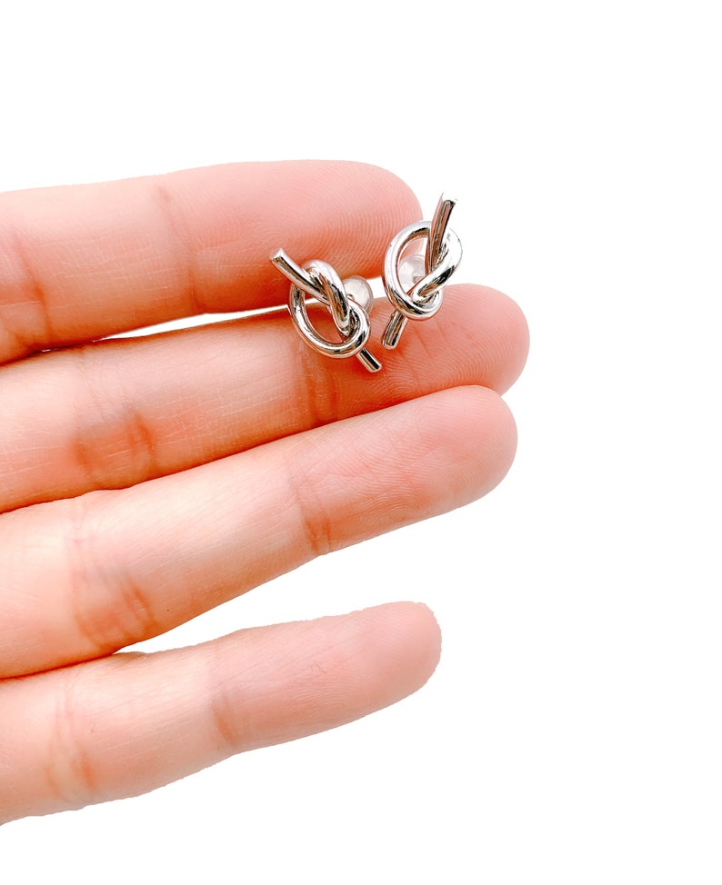 18K Gold Love Knot Earrings Gold Infinity Knot Studs Gold - Etsy