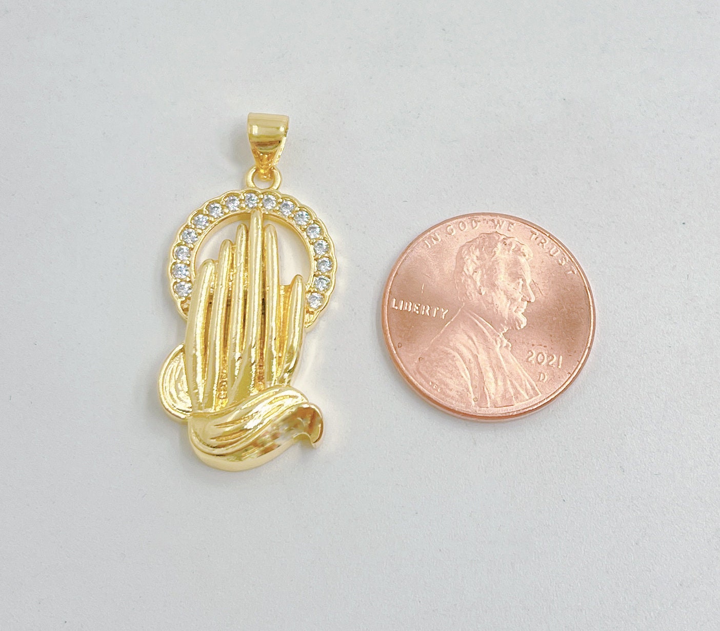 18K Gold Praying Hands Charm, CZ Micro Pave Praying Hands Pendant ...