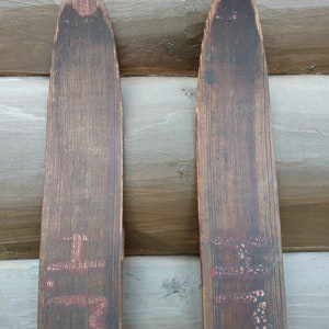 Rustic Antique Wooden Youth Down Hill Skis Old Vintage Wood Childrens ...