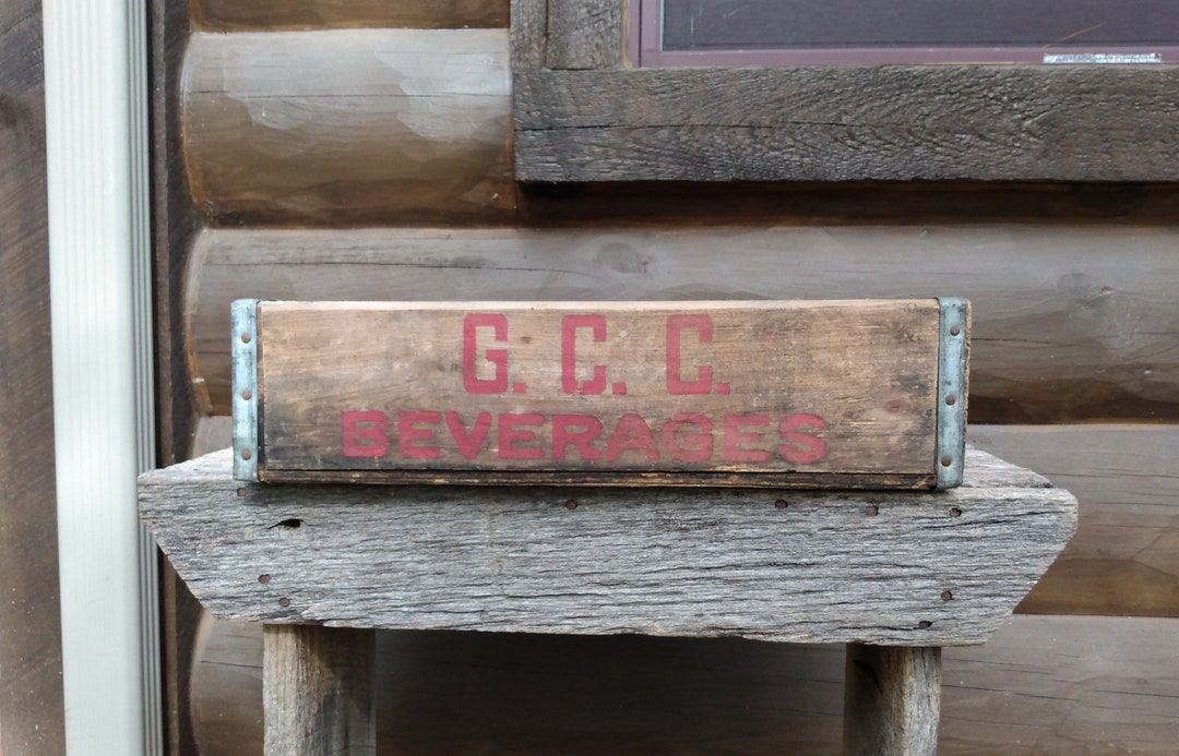 Vintage GCC Beverages Wooden Soda Bottle Carrier Rustic Worn Distressed ...
