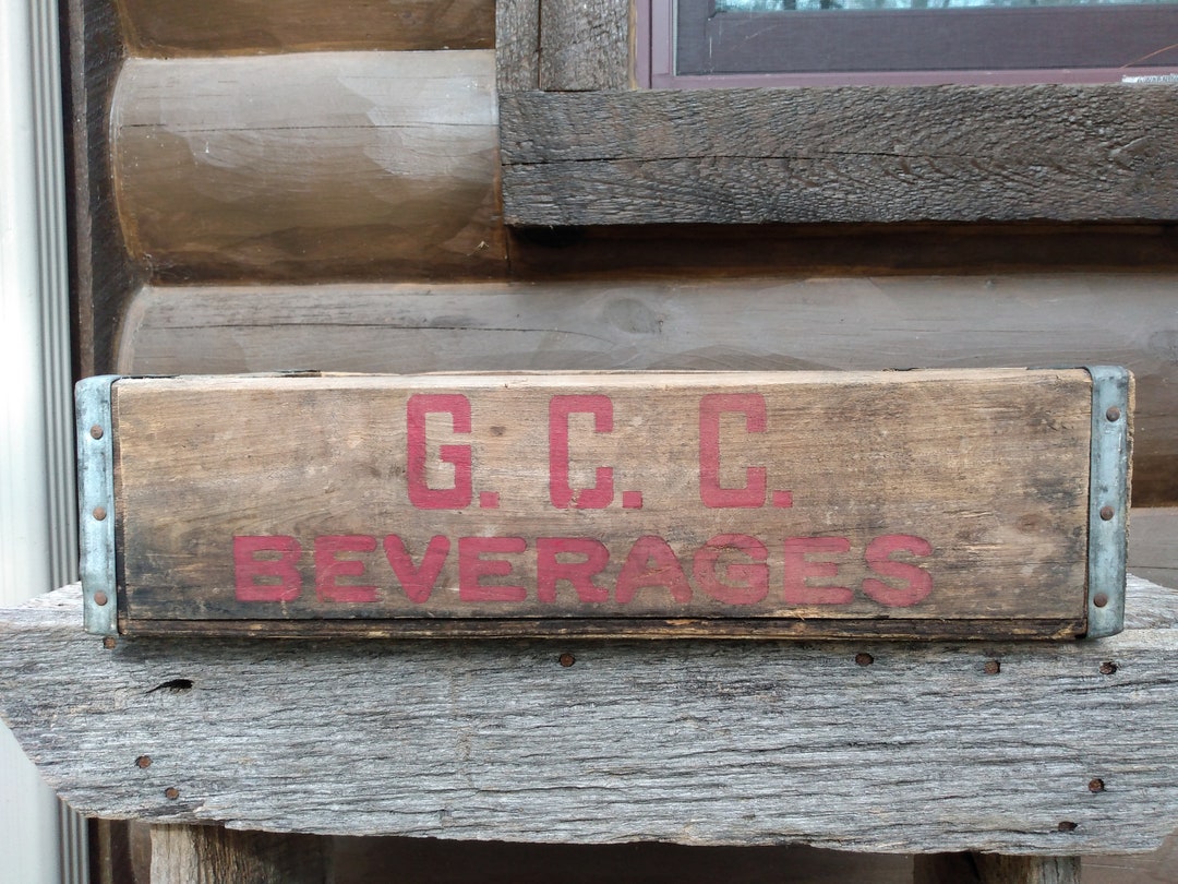 Vintage GCC Beverages Wooden Bottle Crate Rustic Worn Distressed Wood ...