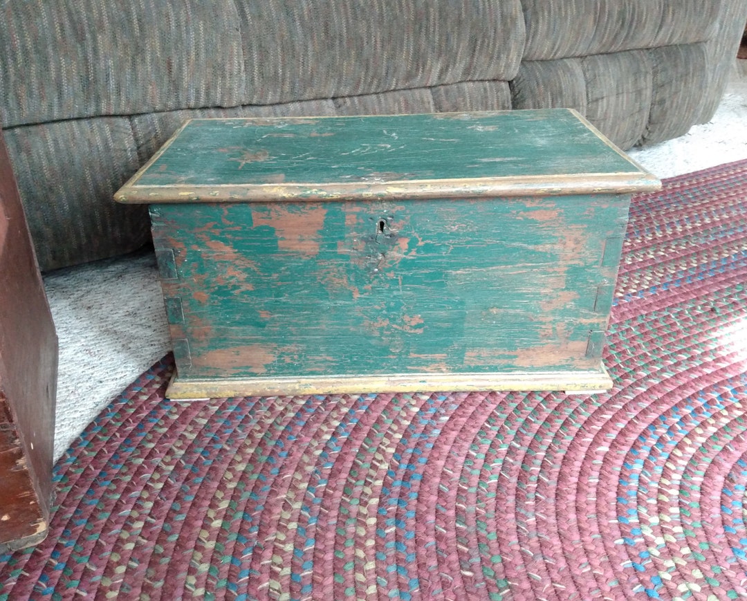 Antique Dovetailed Wood Storage Chest Old Green Primitive Farmhouse ...