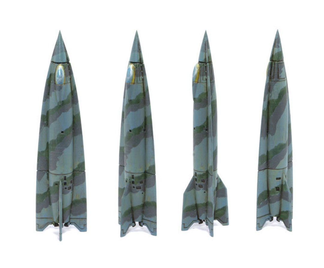 1/144 3D Printed WWII V2/A9 Rocket With Launch Pad. Unpainted - Etsy