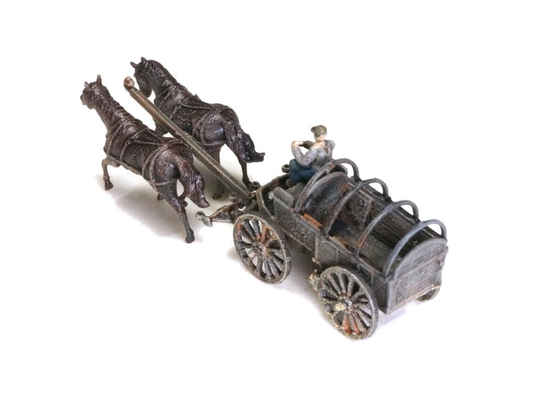 1/144 3D Printed WWII Wooden Horse Wagon With Horses and Drivers ...