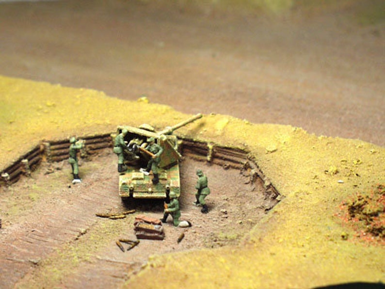 1/144 3D Printed WWII 88mm Pak 43 Gun Crew. 5 Figures Set With Crates ...