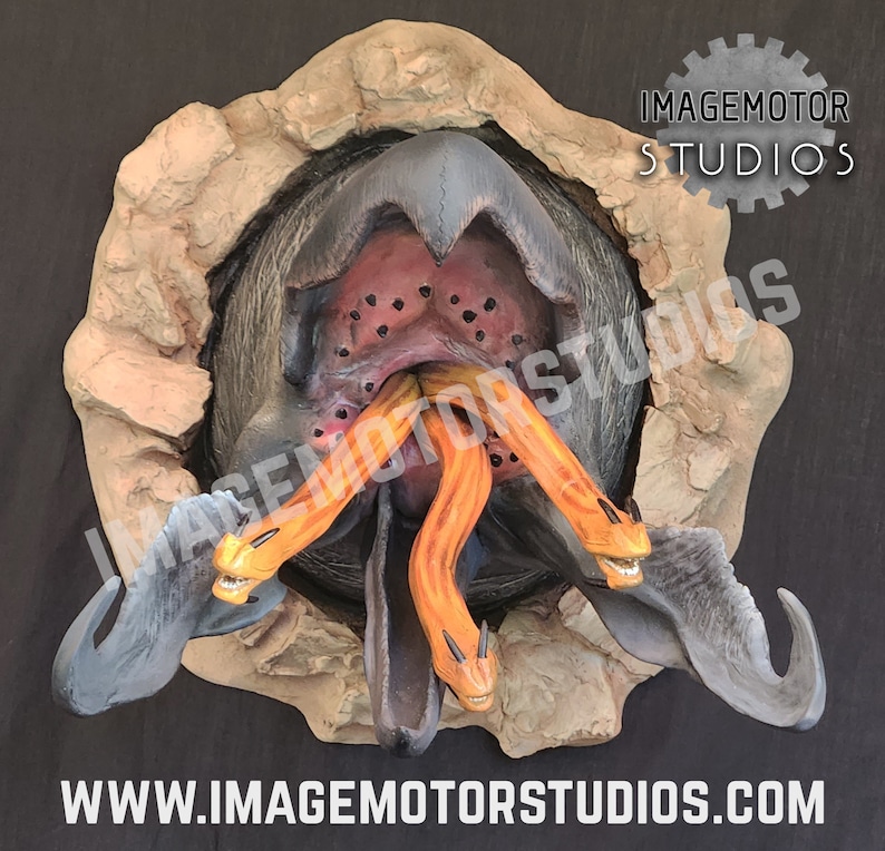 Tremors Wall Hanging or Table Top Graboid Sculpture Prop - Etsy