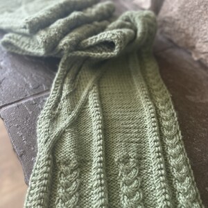 Knitting Pattern Mystery Knit Cable Scarf / Cable Scarf Knitting ...