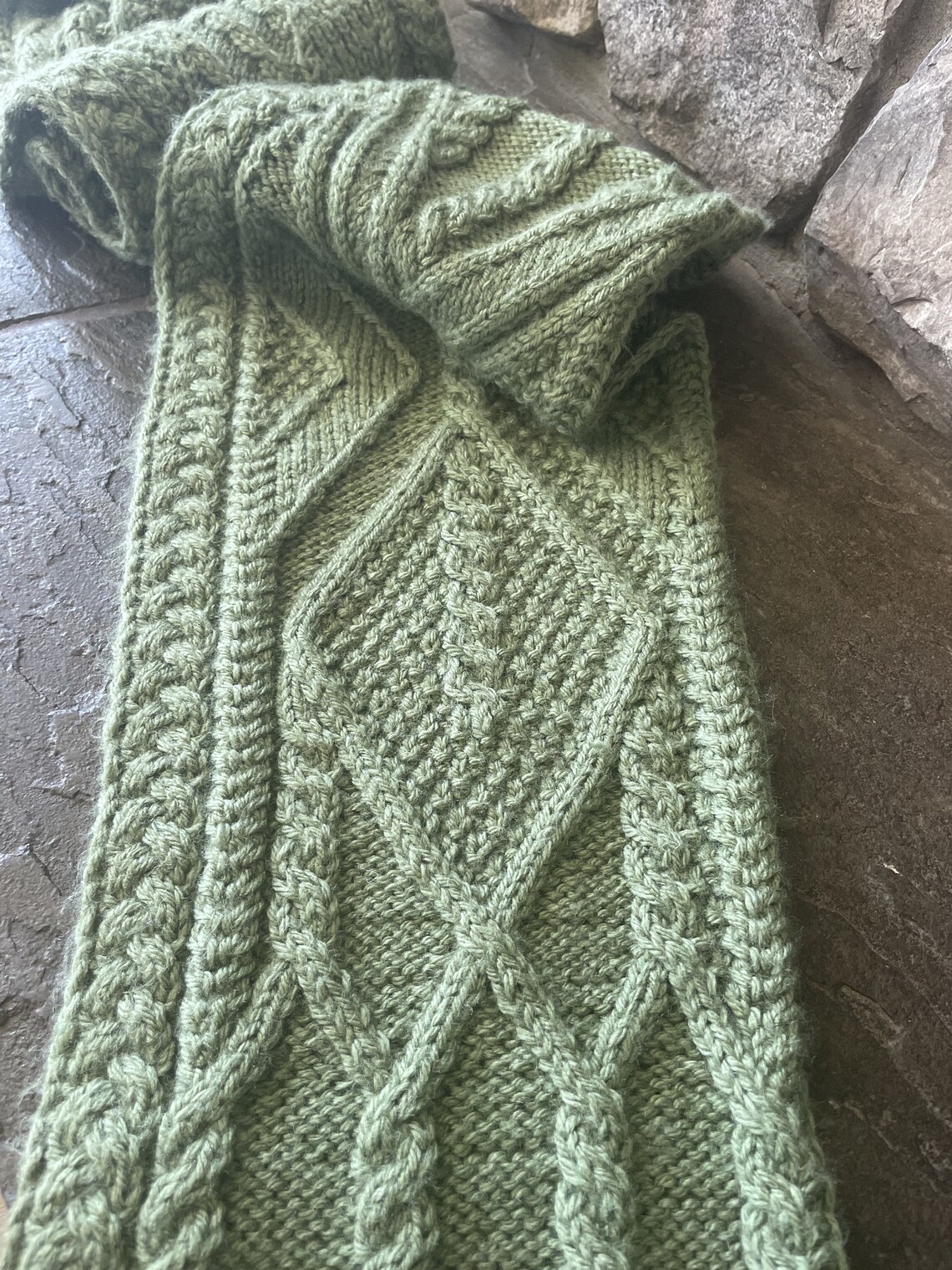 Knitting Pattern Mystery Knit Cable Scarf / Cable Scarf Knitting ...