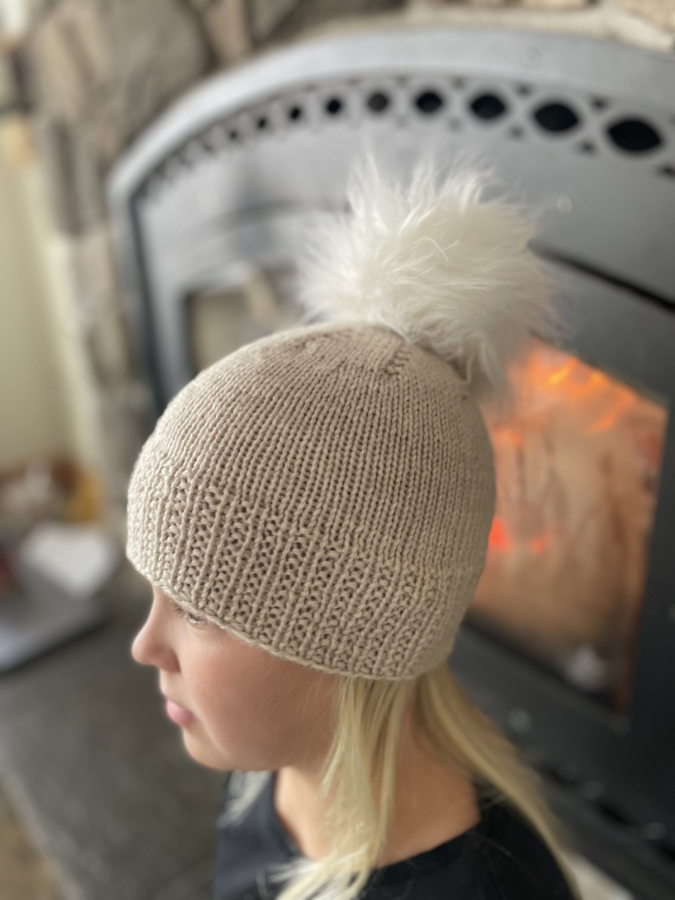 Simple Hat Knitting Pattern for Beginners // Knit Hat Tutorial // for Baby to Adult // Video ...