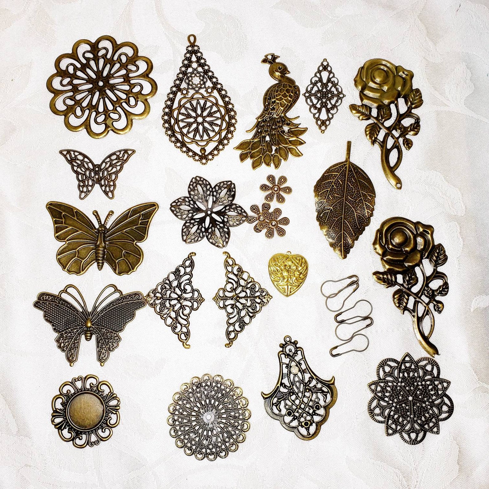 Filigree Craft Bundle 18 Pcs. Metal Jewelry Connectors - Etsy