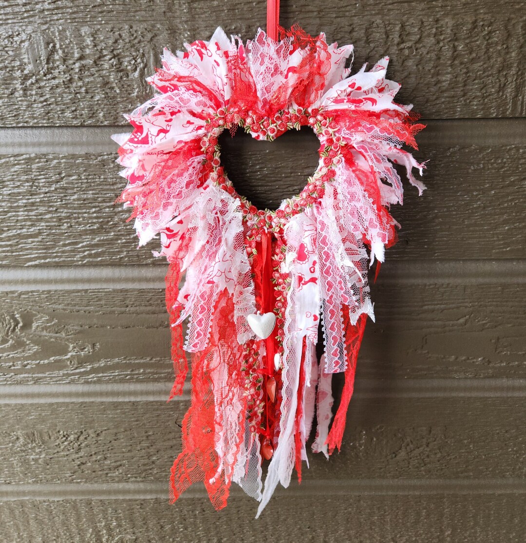 Red Rag Wall Decor, Fabric Lace Textile Mini Wall Hanging. Vintage ...