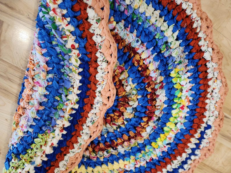 Round Rag Rug, Colorful Handmade Upcycled Textile Art Accent Throw Rug ...