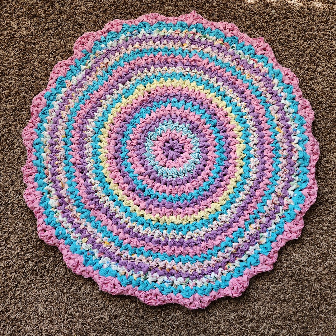Pastel Rag Rug, Pink Lavender Blue Scallop Edge Handmade Upcycled ...