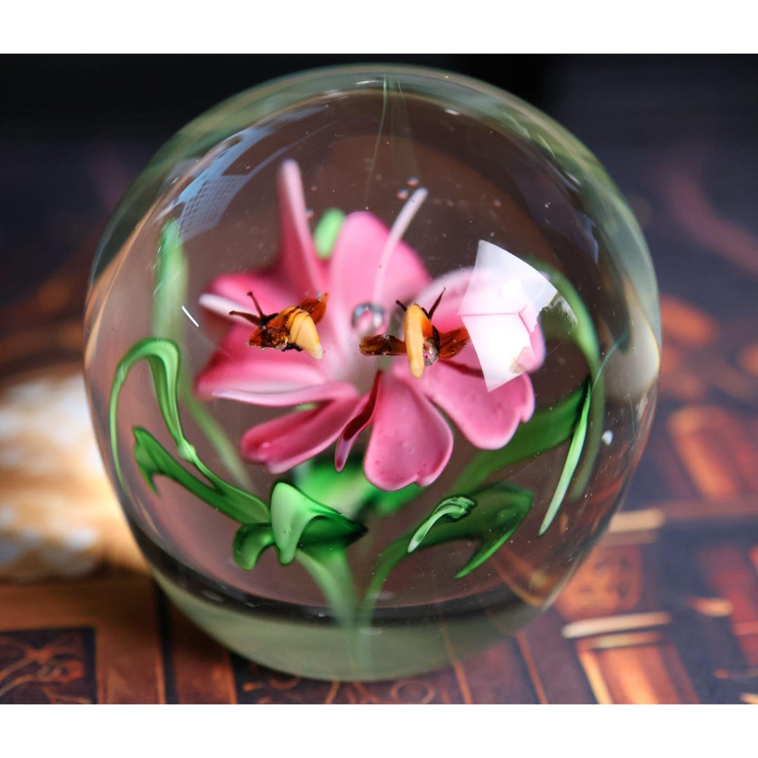 Art Glass Paperweight Pink Lily & Bees Lampwork Encased Floral ...