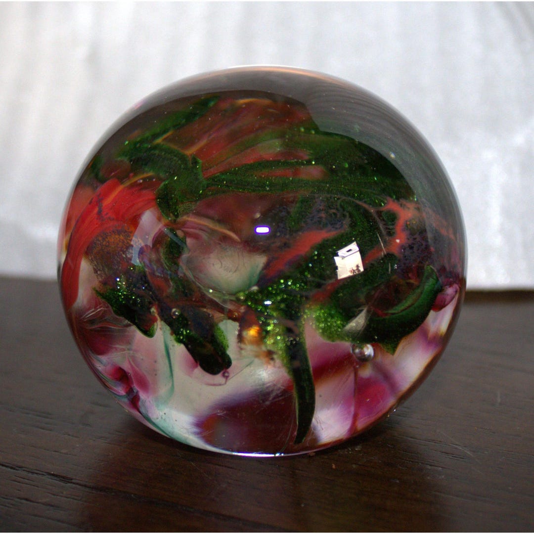 Signed James Hayes Art Glass Paperweight 2.5-inch Swirled Green & Red ...