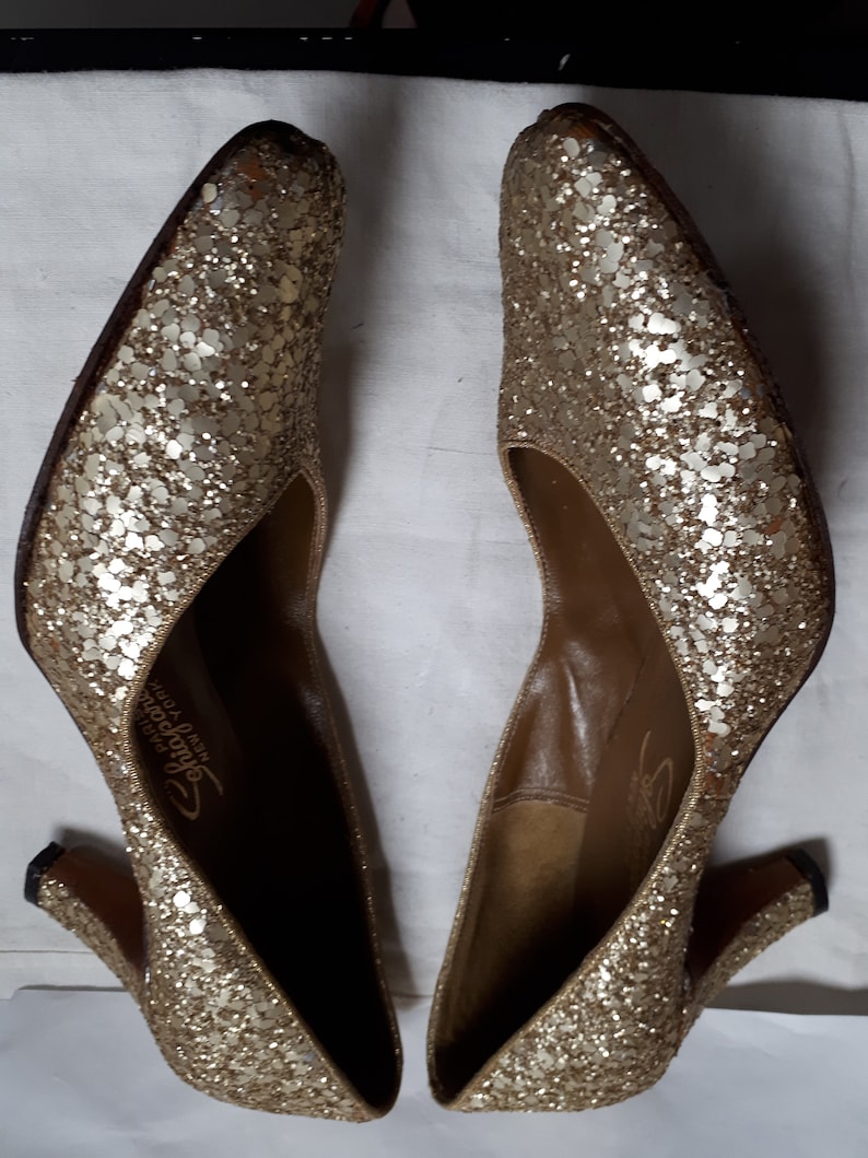 ELSA SCHIAPARELLI Gold Glitter Shoes Seventies Stumpy Heel Size 37 EU ...