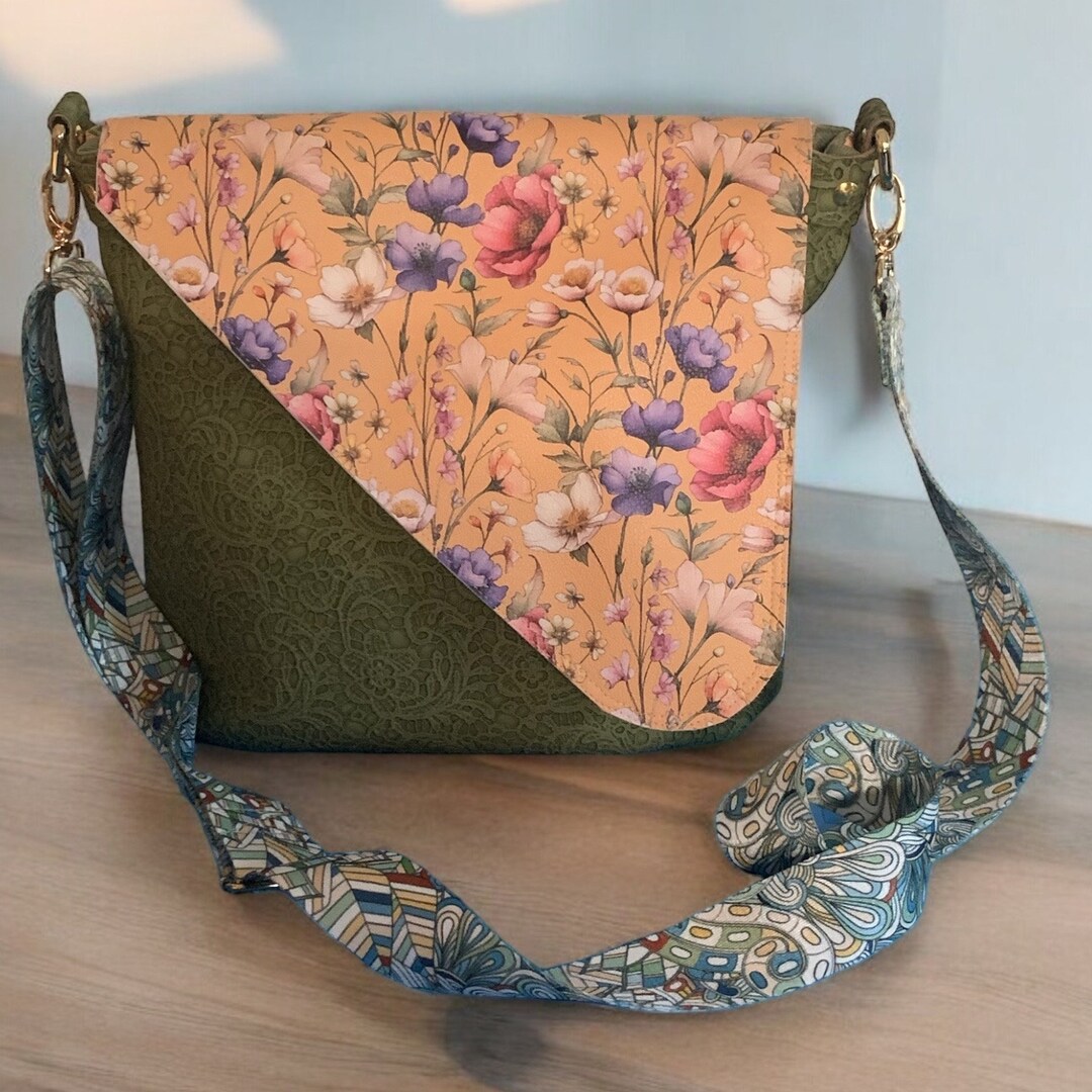 Concealed Carry Shoulder Bag Pattern by American Stitchers, simone - Etsy