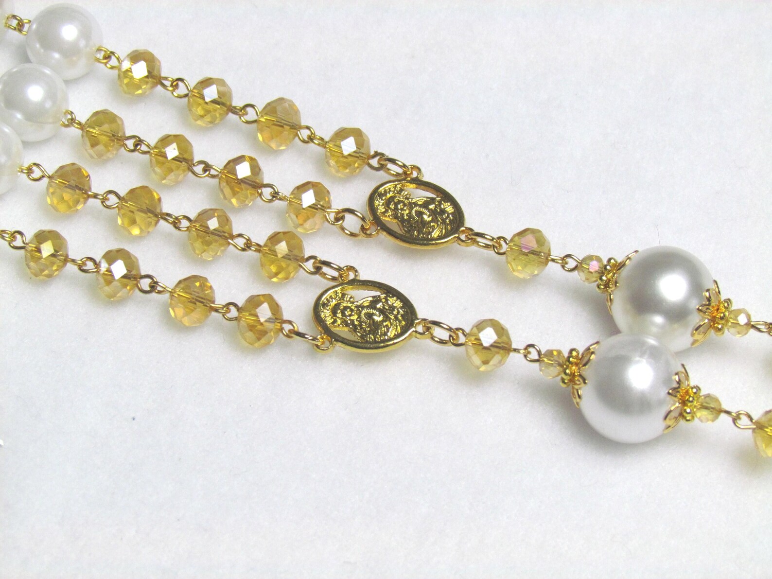 Wedding Lasso#334 in White & Gold - Etsy