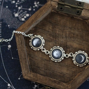 Moon Phase Bracelet, Moon Phases Jewelry, Moon Cycle, Moon Bracelet ...