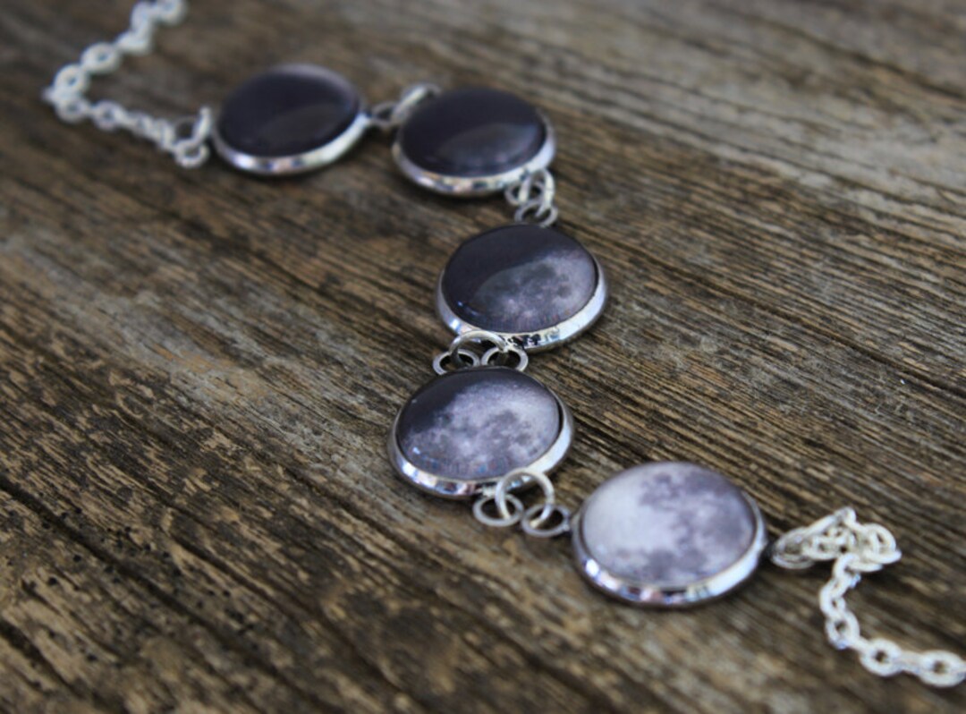 Moon Phases Bracelet, Moon Phases, Phases of the Moon, Moon Cycle, Moon ...