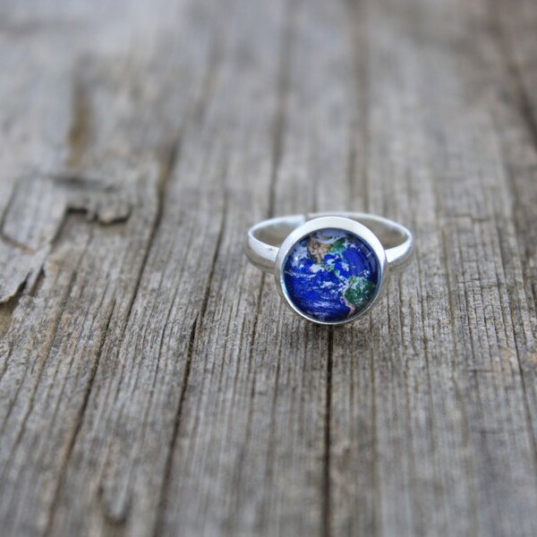 Planet Ring - Etsy