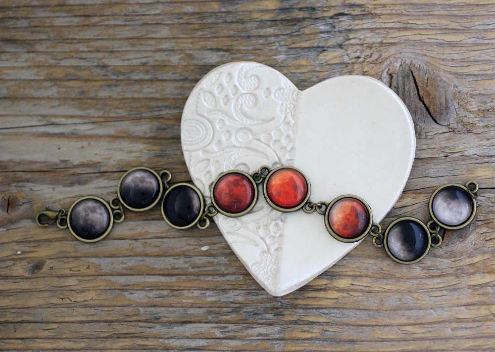 Lunar Eclipse Bracelet, Lunar Eclipse, Moon Eclipse Bracelet, Moon ...