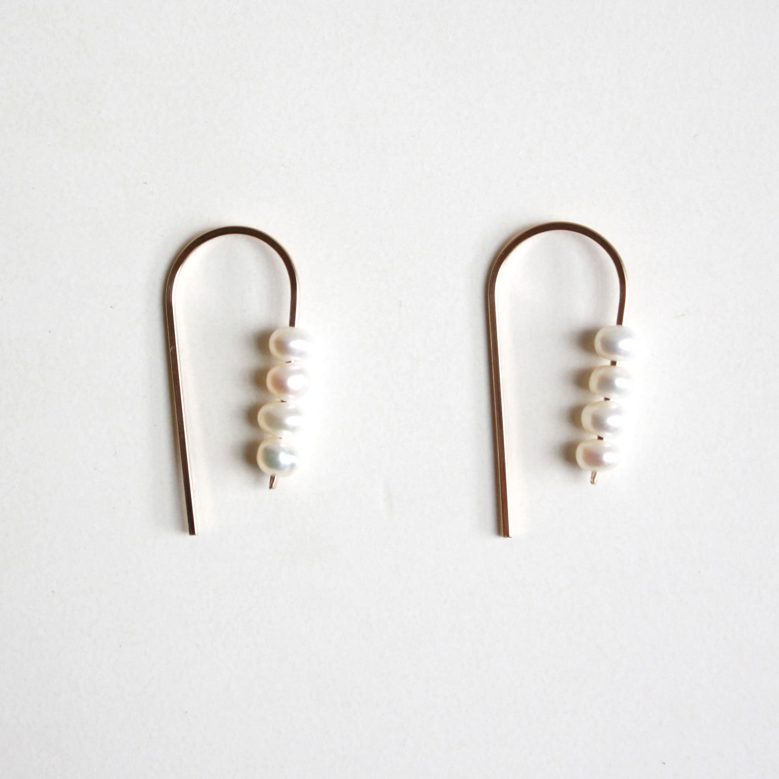 White Pearl Short Arc Threader Earrings Small Multiple - Etsy