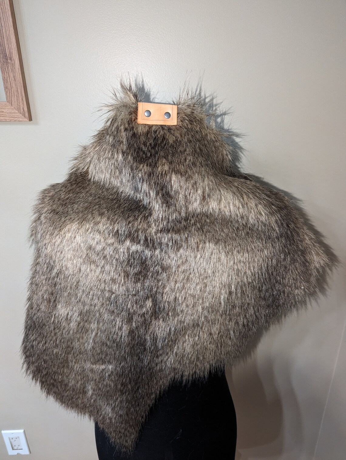 Viking Fur Mantle W/ Raven Skull Closure, Viking Cloak, Fur Caplet ...