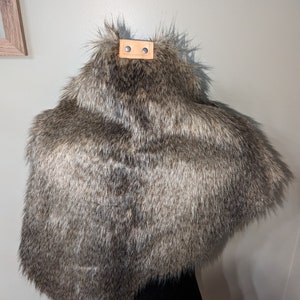 Viking Fur Mantle W/ Raven Skull Closure, Viking Cloak, Fur Caplet ...