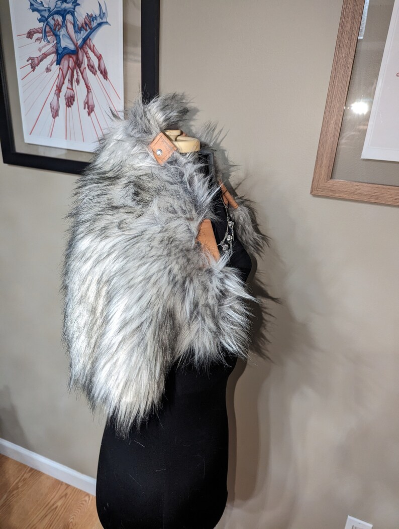 Viking Fur Mantle W/ Raven Skull Closure, Viking Cloak, Fur Caplet ...