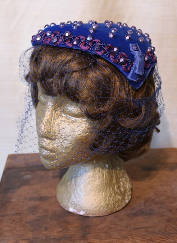 1950s Vintage Studded Royal Blue Velvet Caplet w/ Att… - Gem