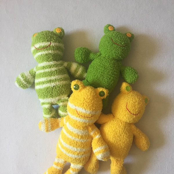Frog Socks - Etsy