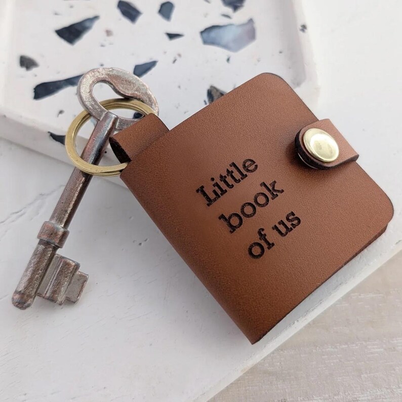 Personalised Leather Photo Book Keyring - Etsy