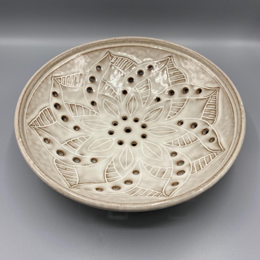 Handmade Colander / Fruit Bowl - Etsy