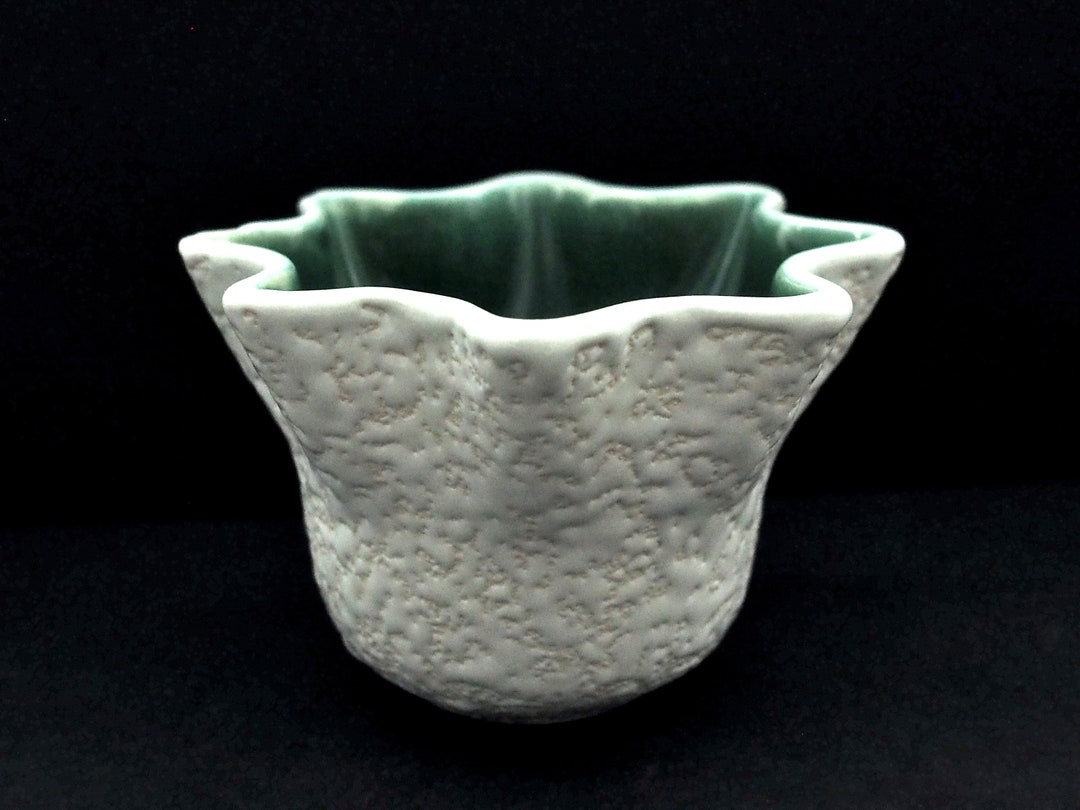 Mid Century Starburst Flower Pot ROMCO White Splatter Turquoise Glaze ...