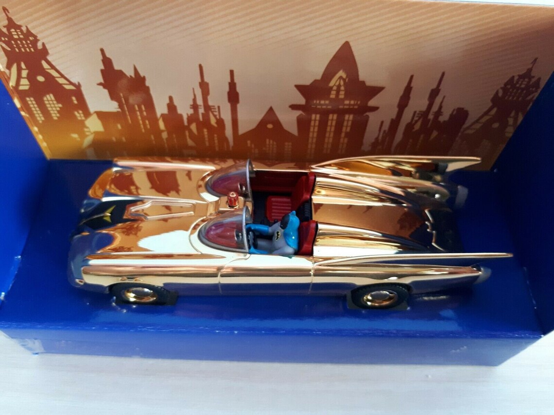 Buy Batman 1960's Corgi Gold Batmobile 1:43rd SCALE DIE-CAST 2005 434 ...