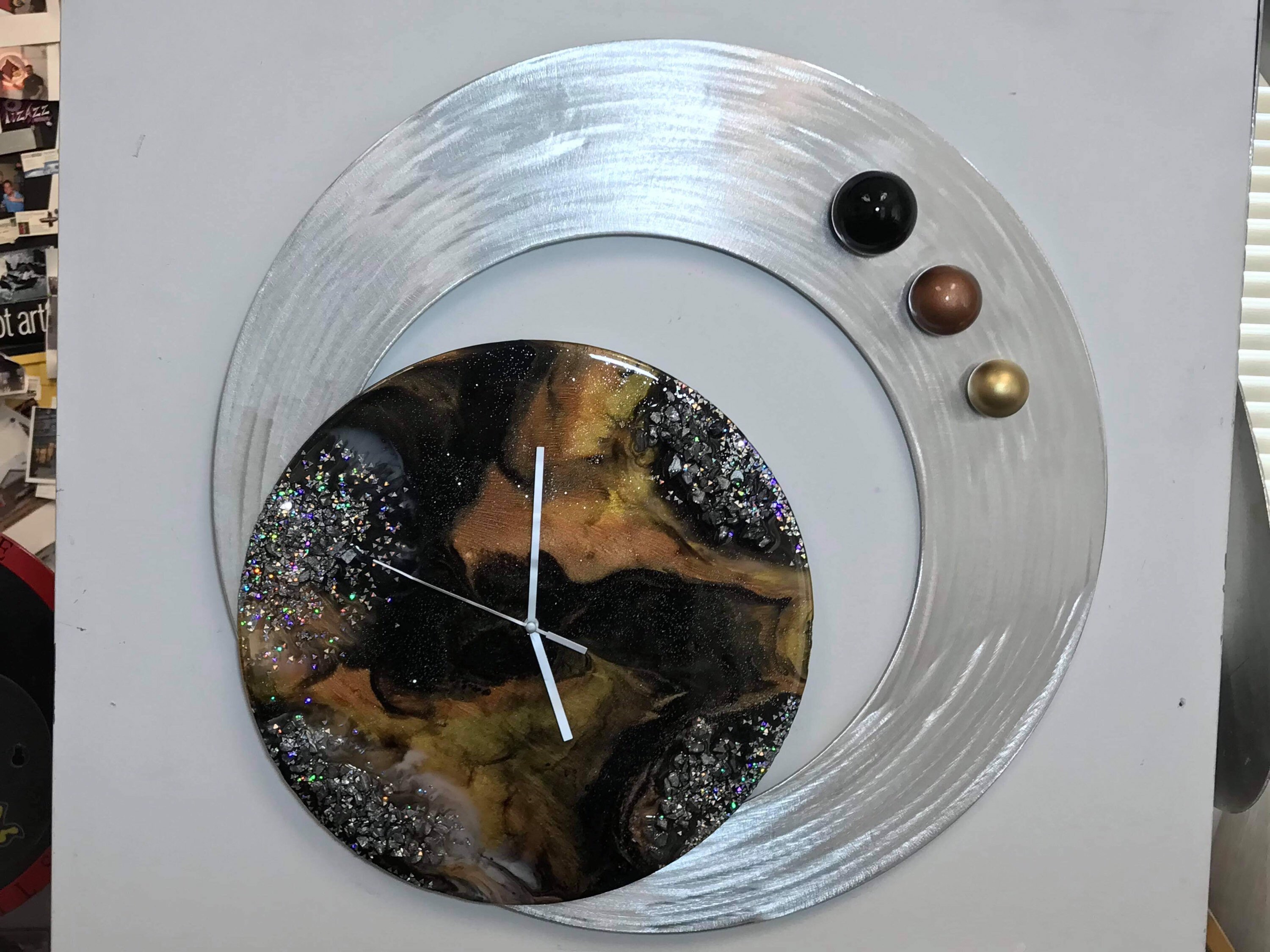 Golden Glitter Time Epoxy Resin and Metal Clock - Etsy