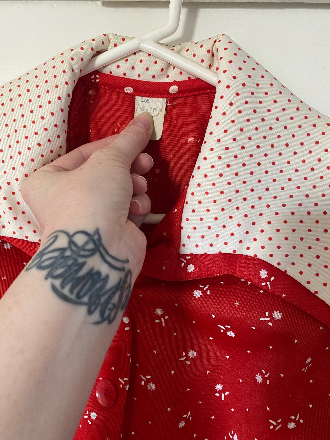 1970's Vintage Red & White Calico Print Dagger Collar - Etsy