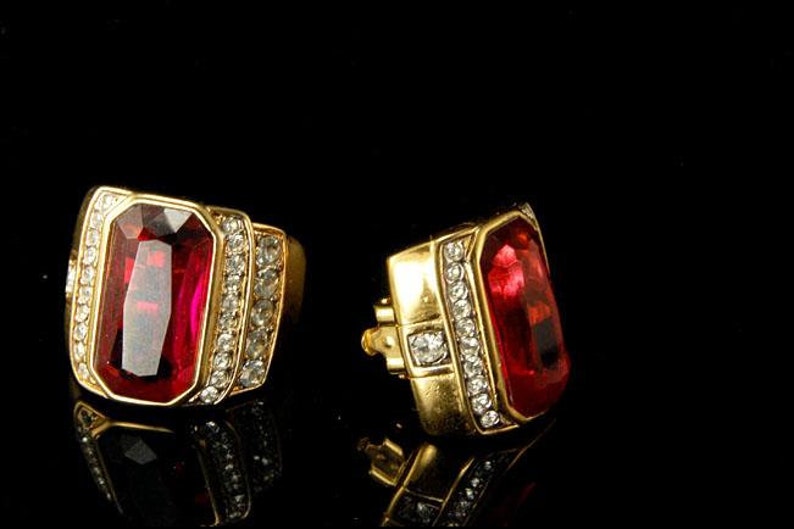 Vintage Nina Ricci Ruby Art Glass Diamond Rhinestone Gold Tone Earrings ...